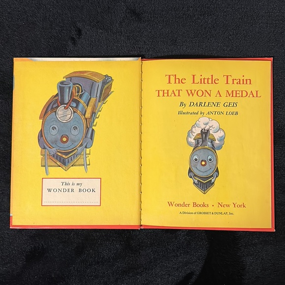 Wonder Books | Other | The Little Train That Won A Medal 52 Vintage ...